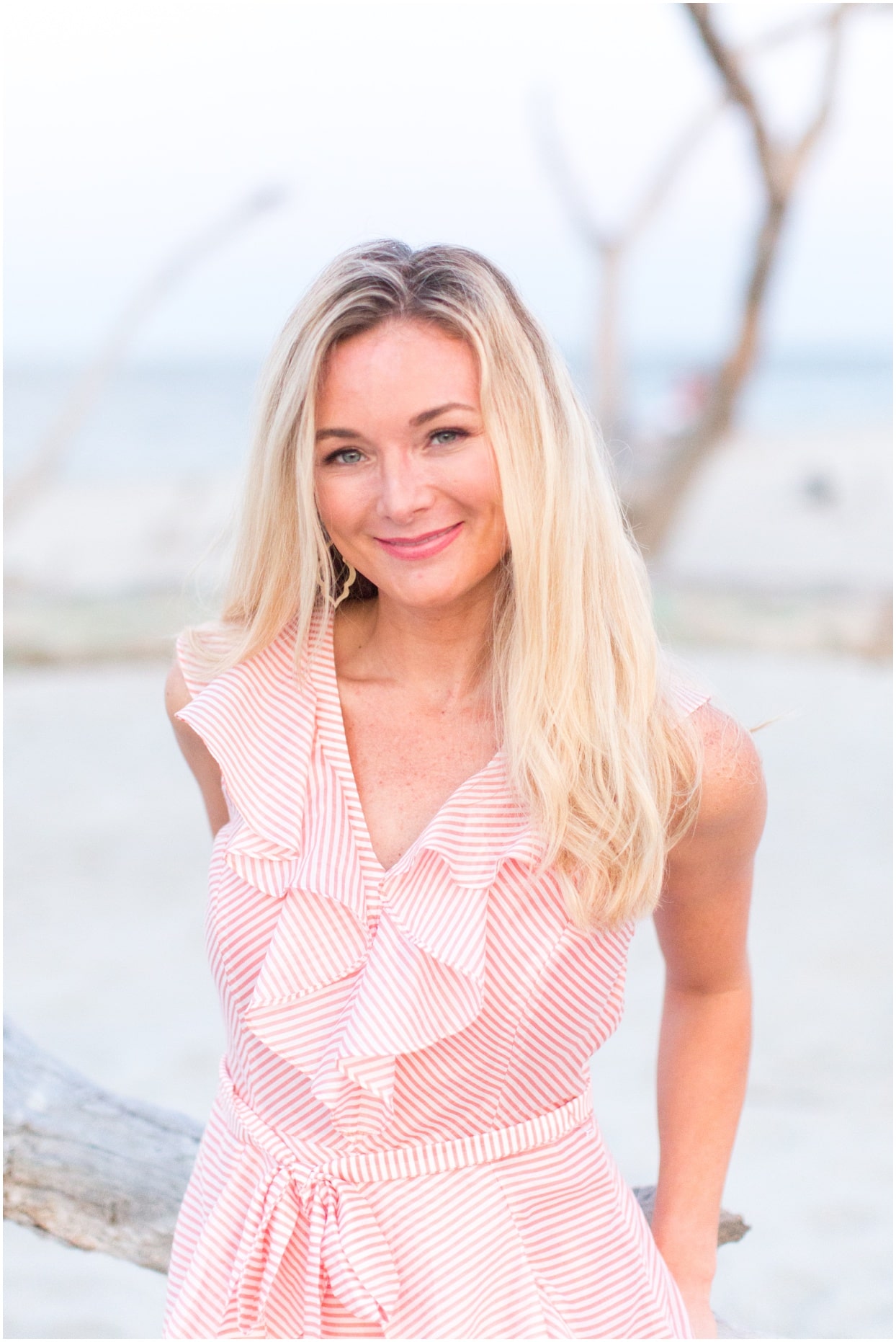 Folly Beach Anniversary Session | Charleston Photographers Laura ...